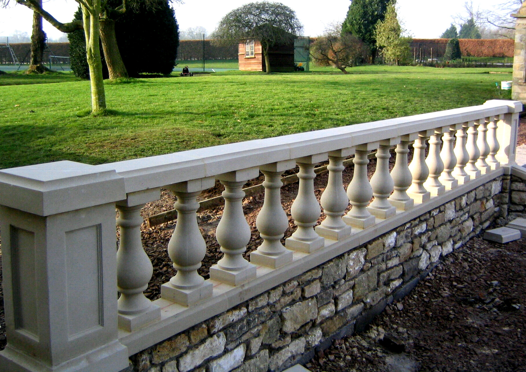 Garden Staircase Railing Keystone Concrete Baluster With Iron Rod Core ...